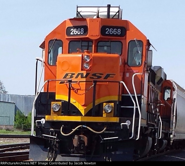 BNSF 2668